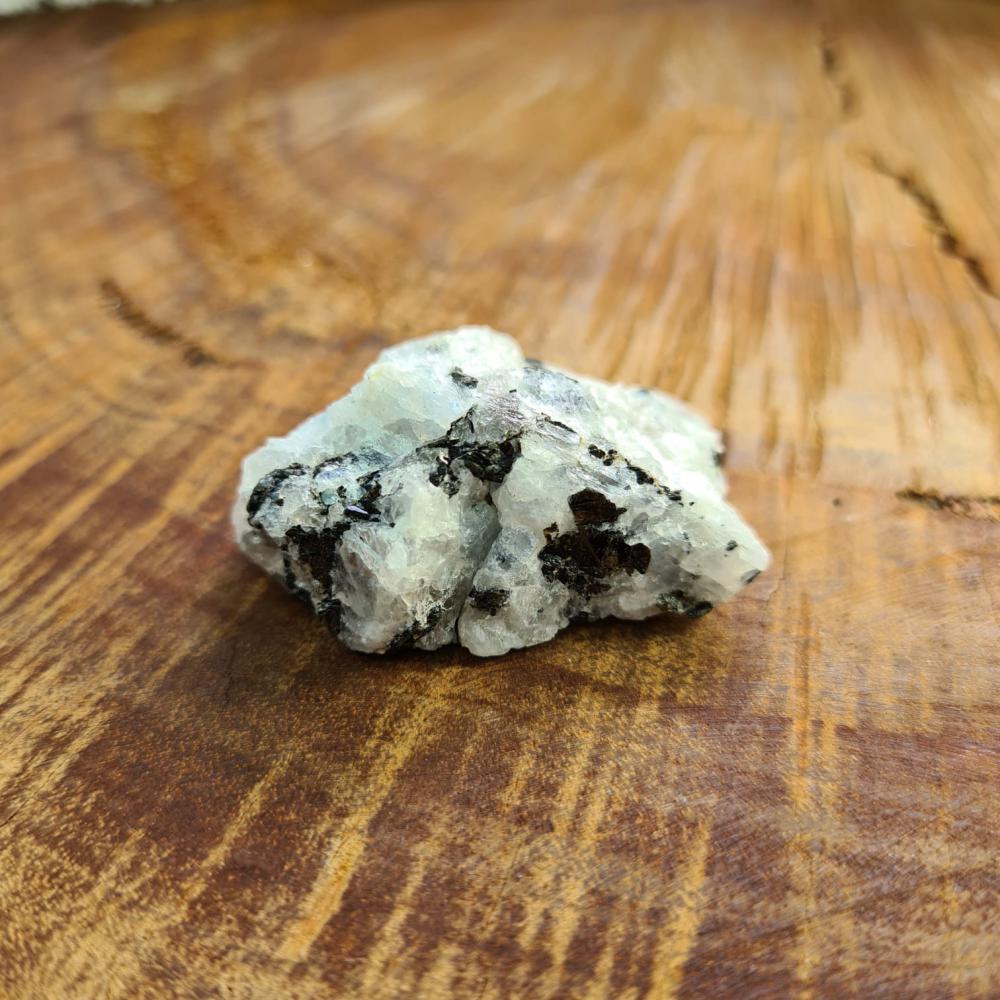 Pedra da Lua Bruta Natural - Favorece Saúde da Mulher