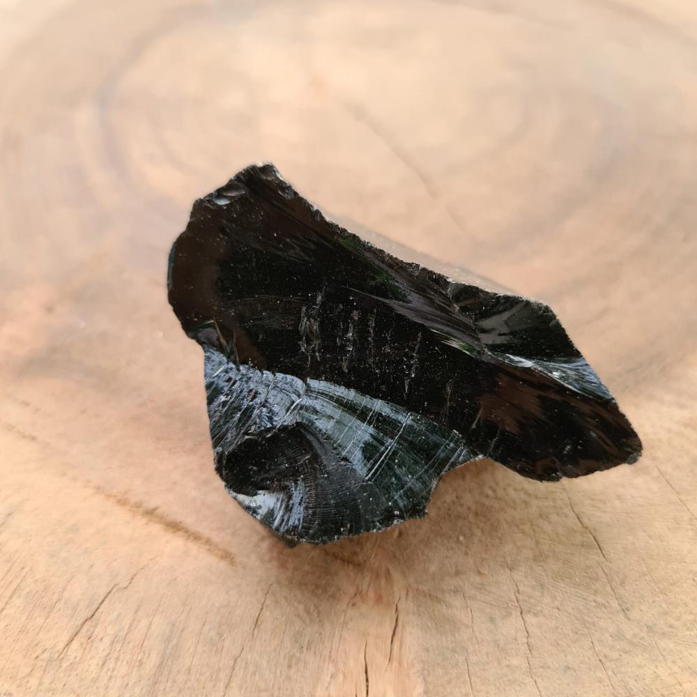 Pedra Obsidiana Bruta - Escudo Contra Energias Negativas : Pedras - Bruta : Cristais Bhavantu